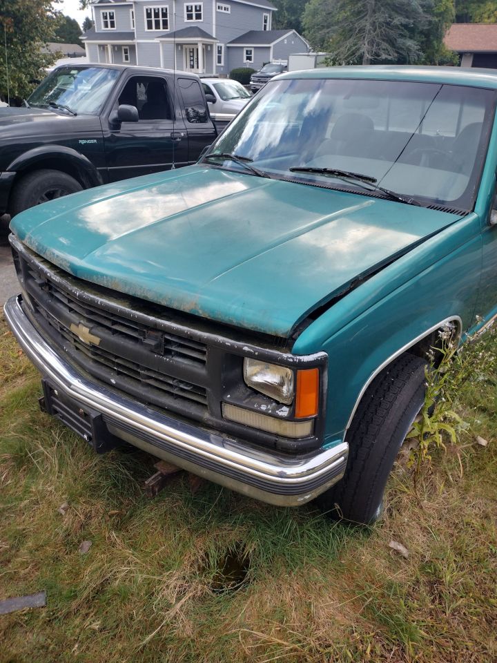 Junk Car Value: How Scrap Metal Prices Impact Your Sale